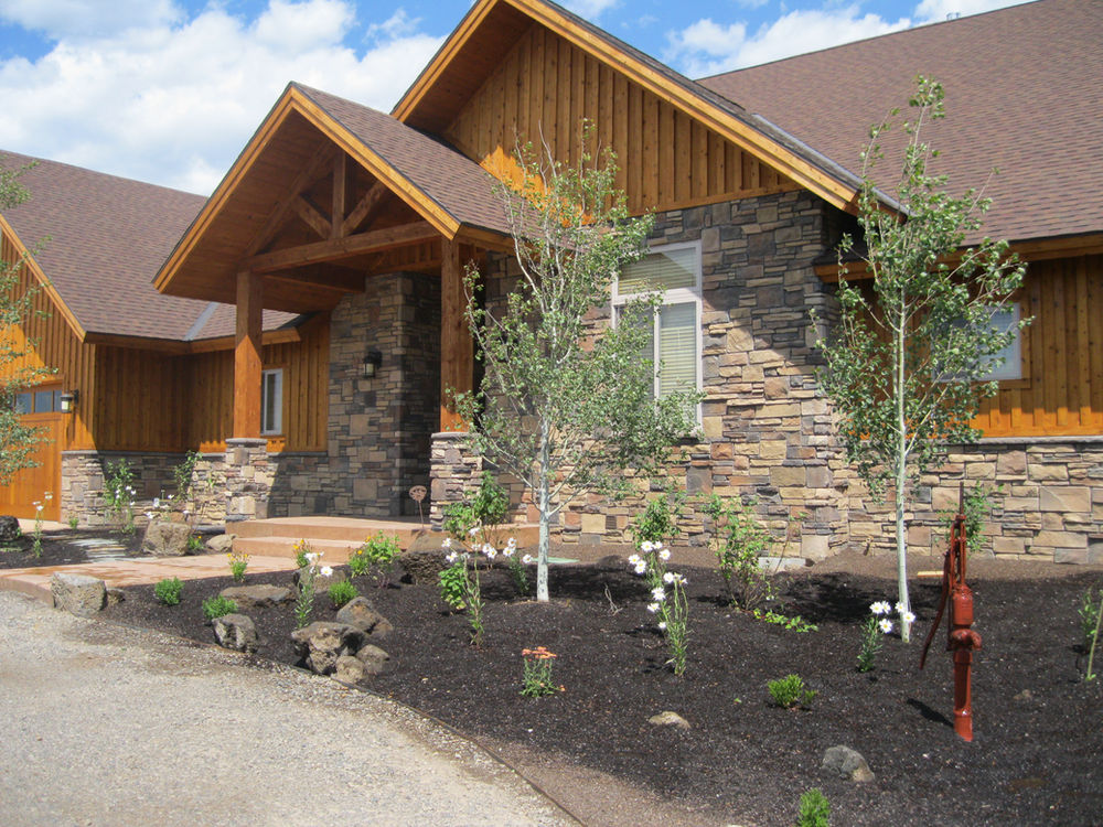 Log Cabin Style Siding And Exterior Appearance