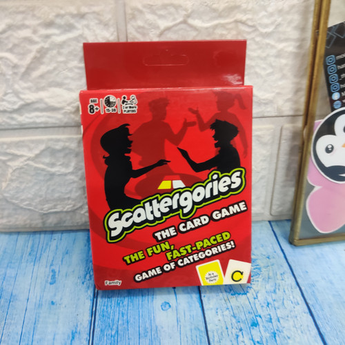 Scattergories- The Card Game
