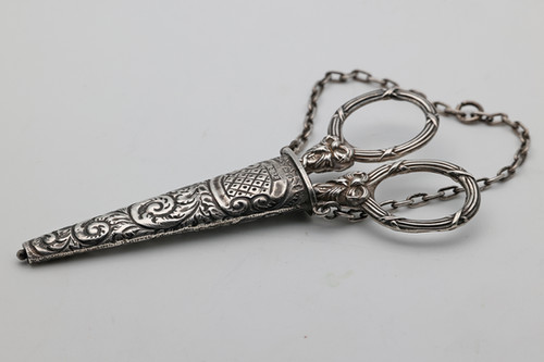 Edwardian silver scissor case with original scissors | antiquesinoxford