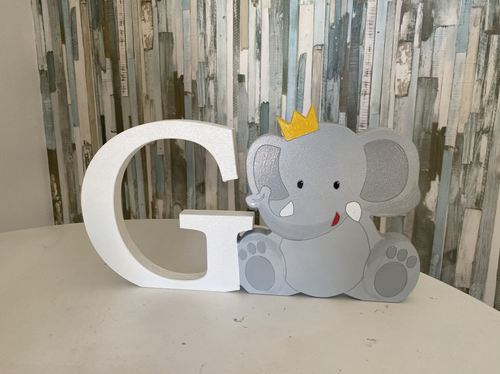 Inicial com animal | Design em Branco