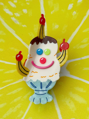 Ice Cream Sundae Hair Claw | The Peach Fuzz | Clown Dessert | Sponge ...
