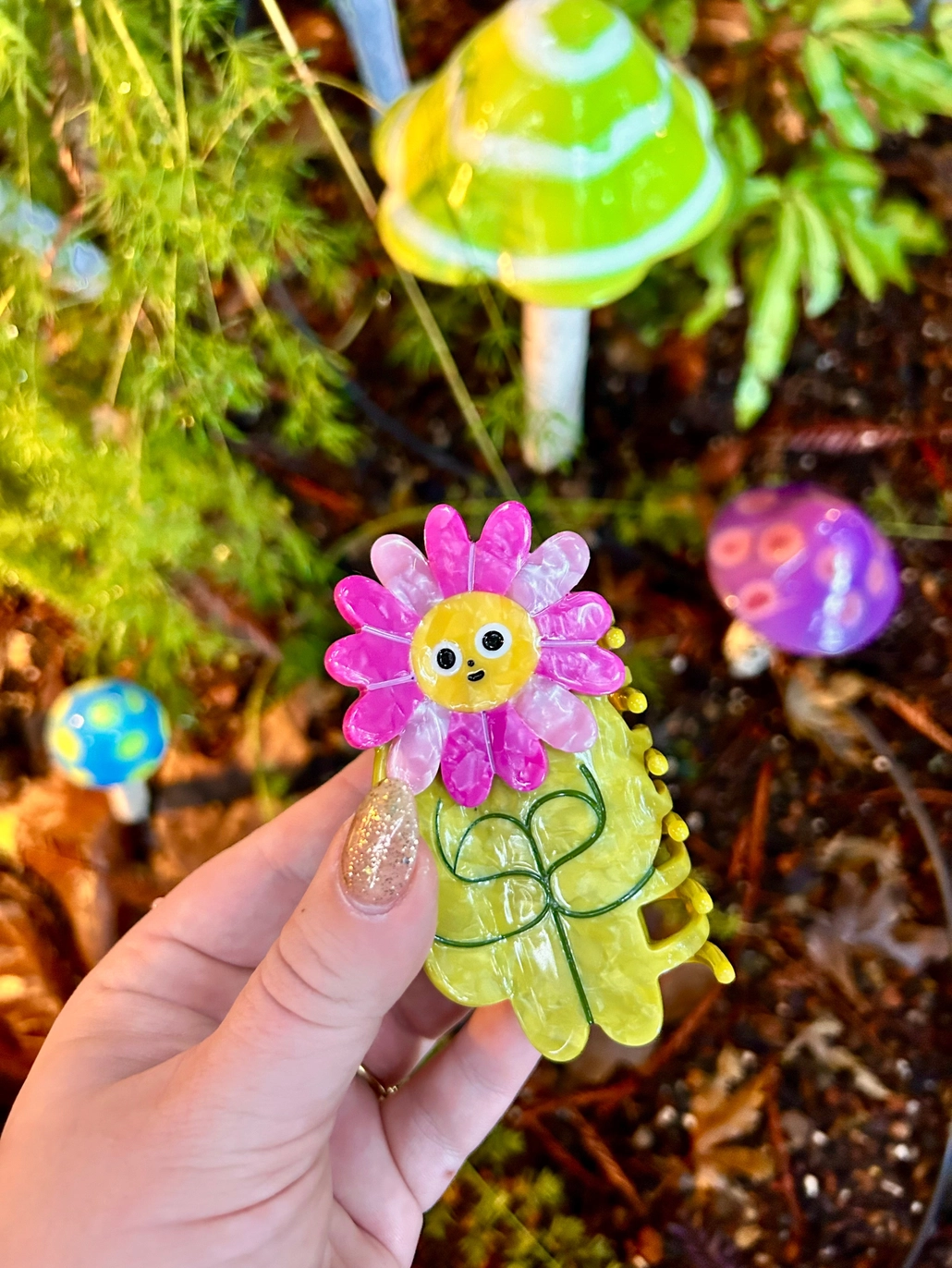 Flower Boy Hair Claw | The Peach Fuzz | Millennial Hippie Gen Z Gift ...