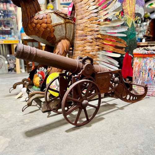 Replica Cast-Iron Cannon – Decorative Display Piece | DeYoungs
