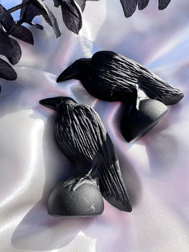 Obsidian Crow | Gem Essentials