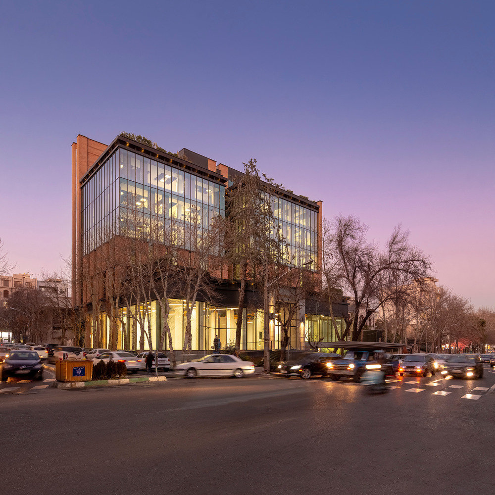 ZOMORROD 11: BRICKS ON THE MOVE | Archiol Designs