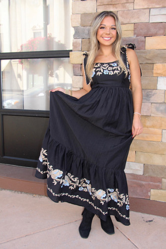 Julia Tiered Maxi Dress - Black | Thefix