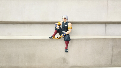 Tengen Uzui Hashira Sitting Action Figure 16cm | Wearables_Chennai 1