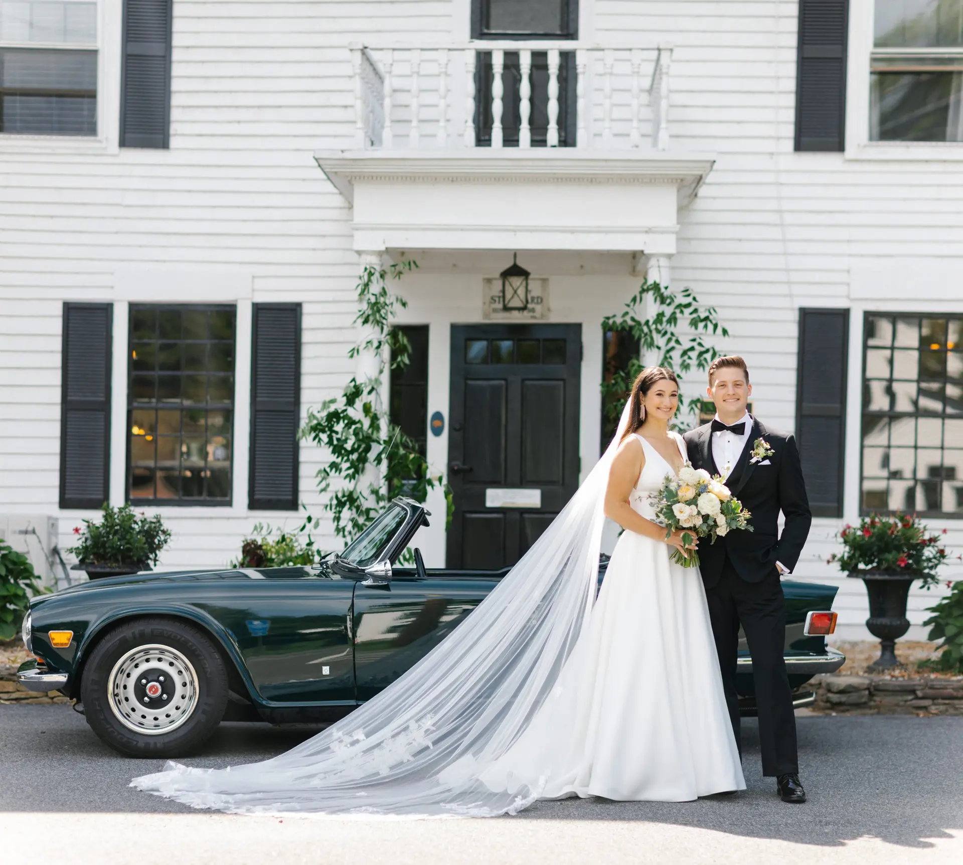 WEDDINGS | 1754 House