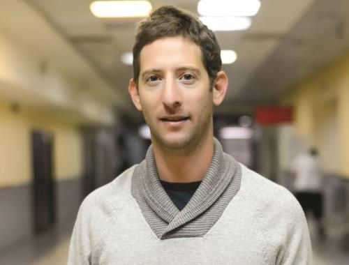 פיני טבגר | ARIK KAPLUN