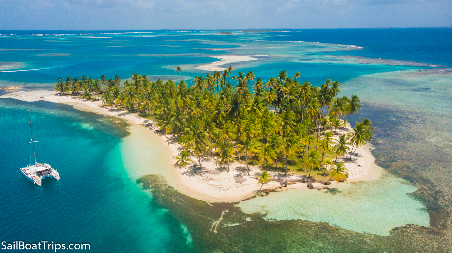 San Blas Islands - Catamarans and sailbots for charter, rent boat