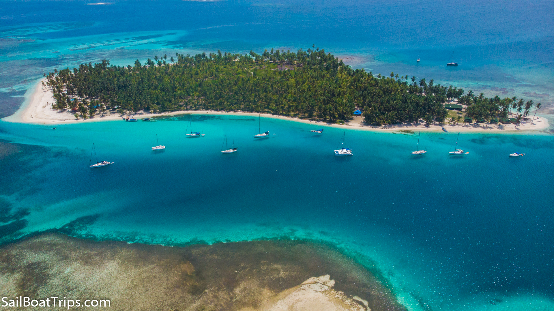 San Blas Islands - Catamarans and sailbots for charter, rent boat