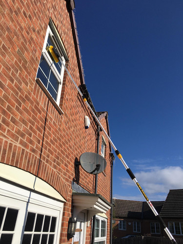 Water Fed Wash Brush + Soap Dispenser | Poles, Brushes