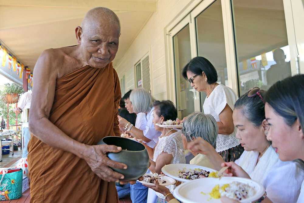 Luang Por Liem: Video & Podcasts of Dhamma Talks and Pics Visit ...