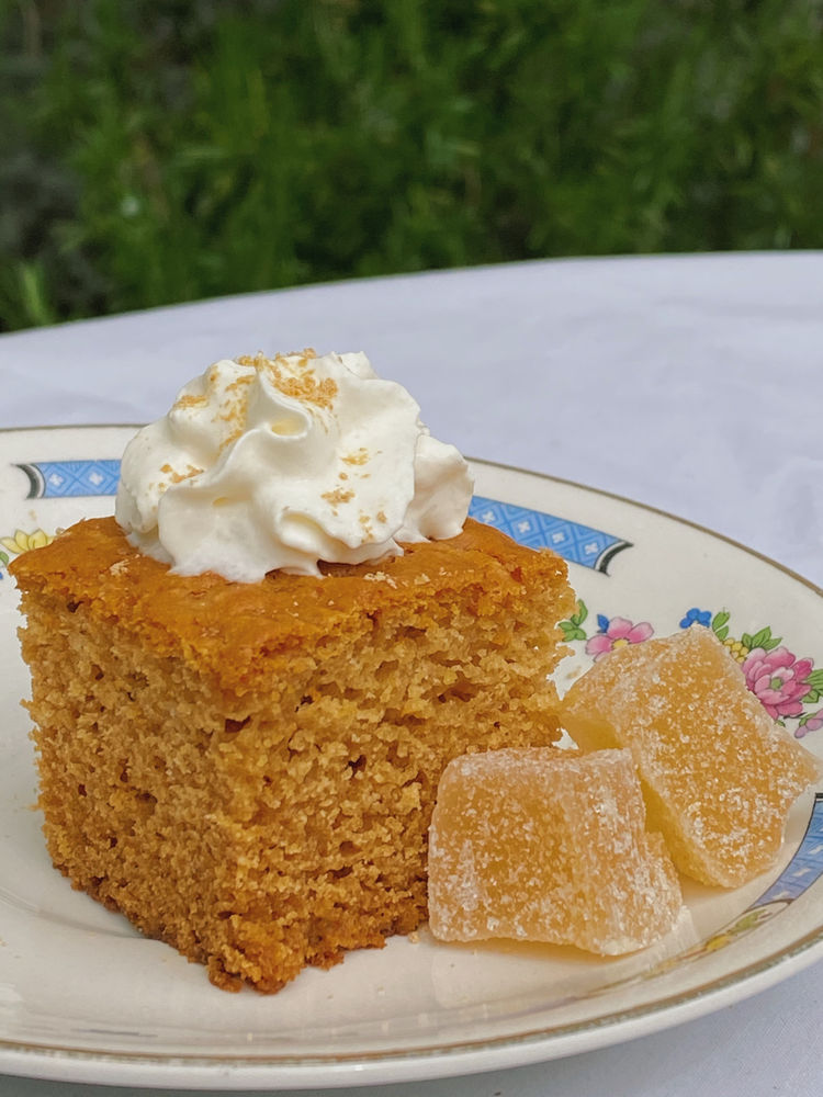 Ginger cake - a spicy British classic