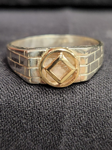 Wall Ring with Symbol | parabledesign