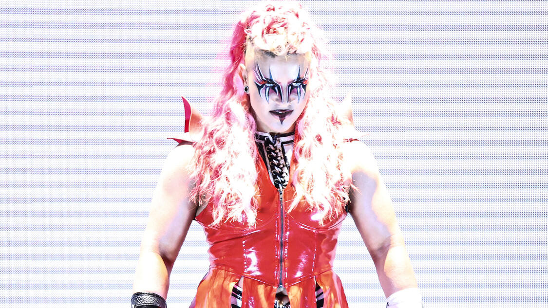 Zaria impacta a la fanaticada con su llegada a WWE NXT