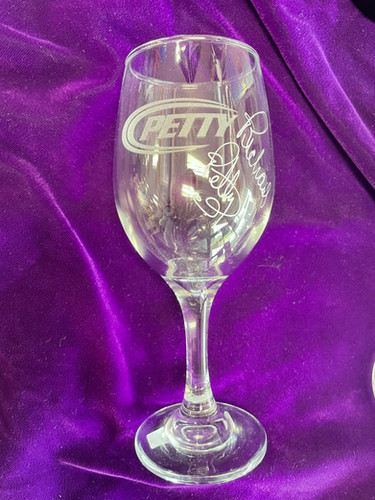 Petty Logo Stem Wine Glass | Pettymuseum