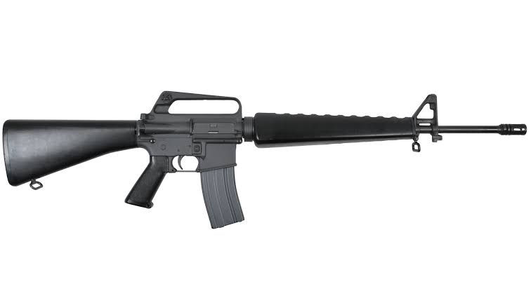 CONOCE UN POCO DEL ARMA M16