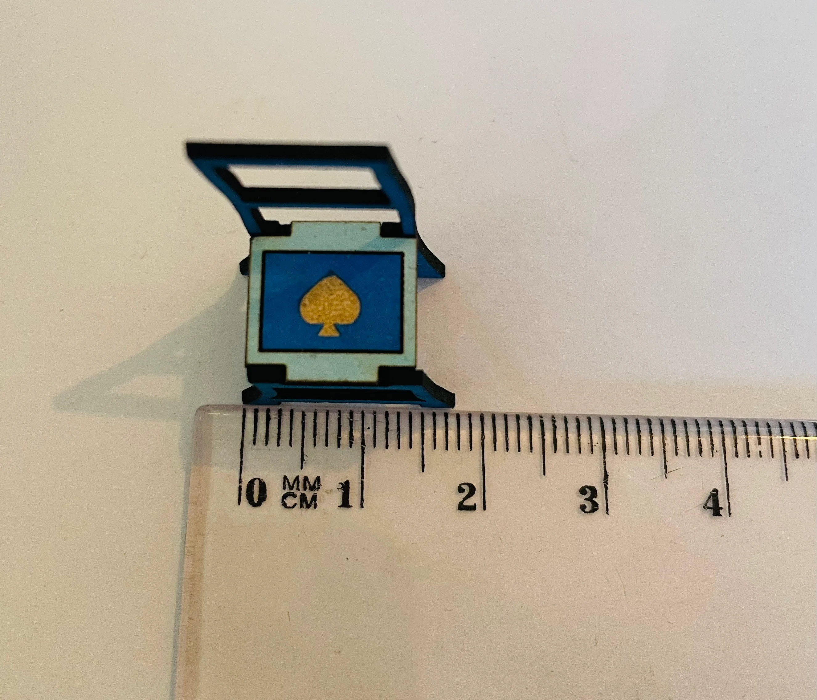 1/48th kit Wonky Wonderland gaming table and 4 chairs, quarter scale ...