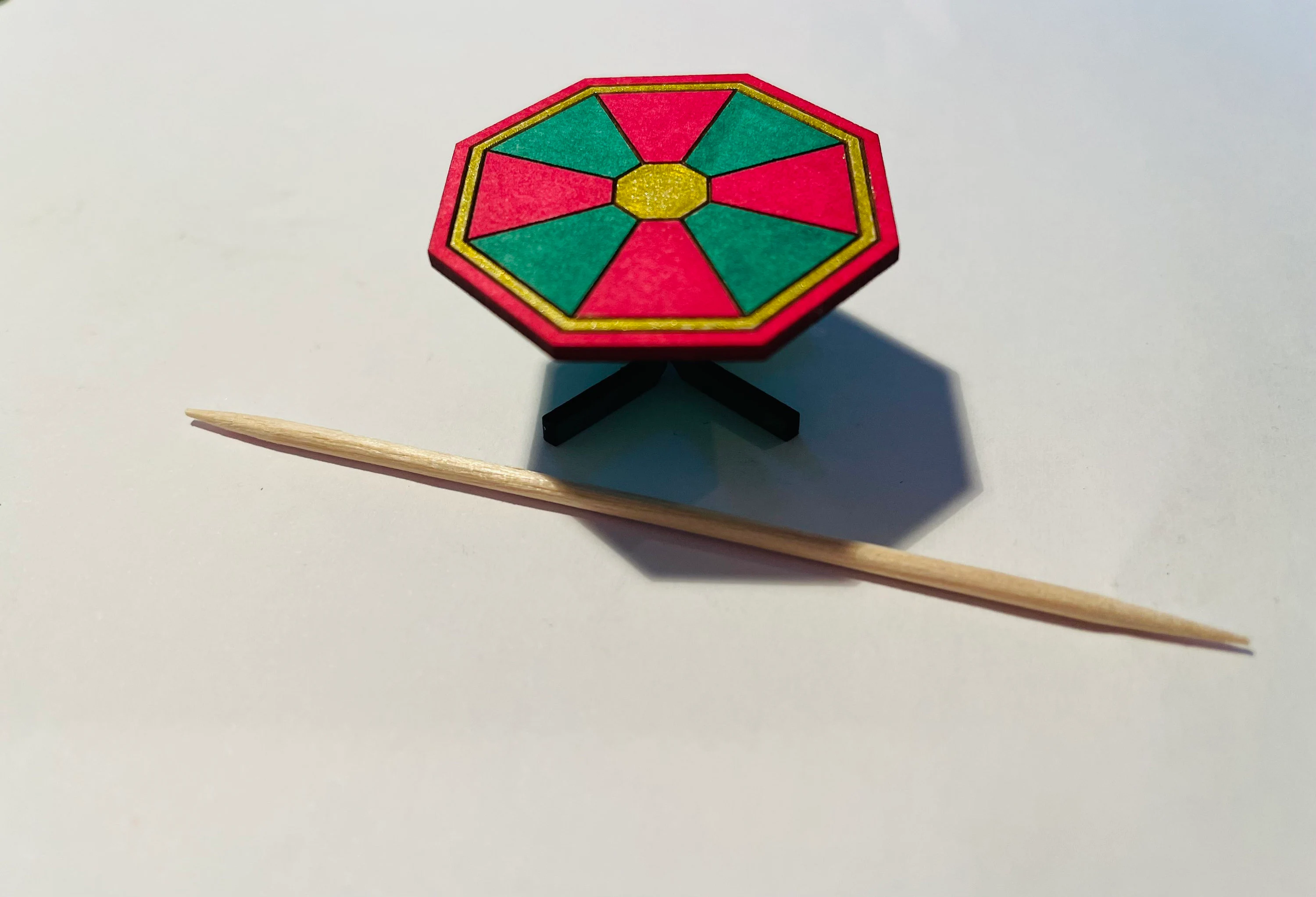 1/48th kit Wonky Wonderland gaming table and 4 chairs, quarter scale ...