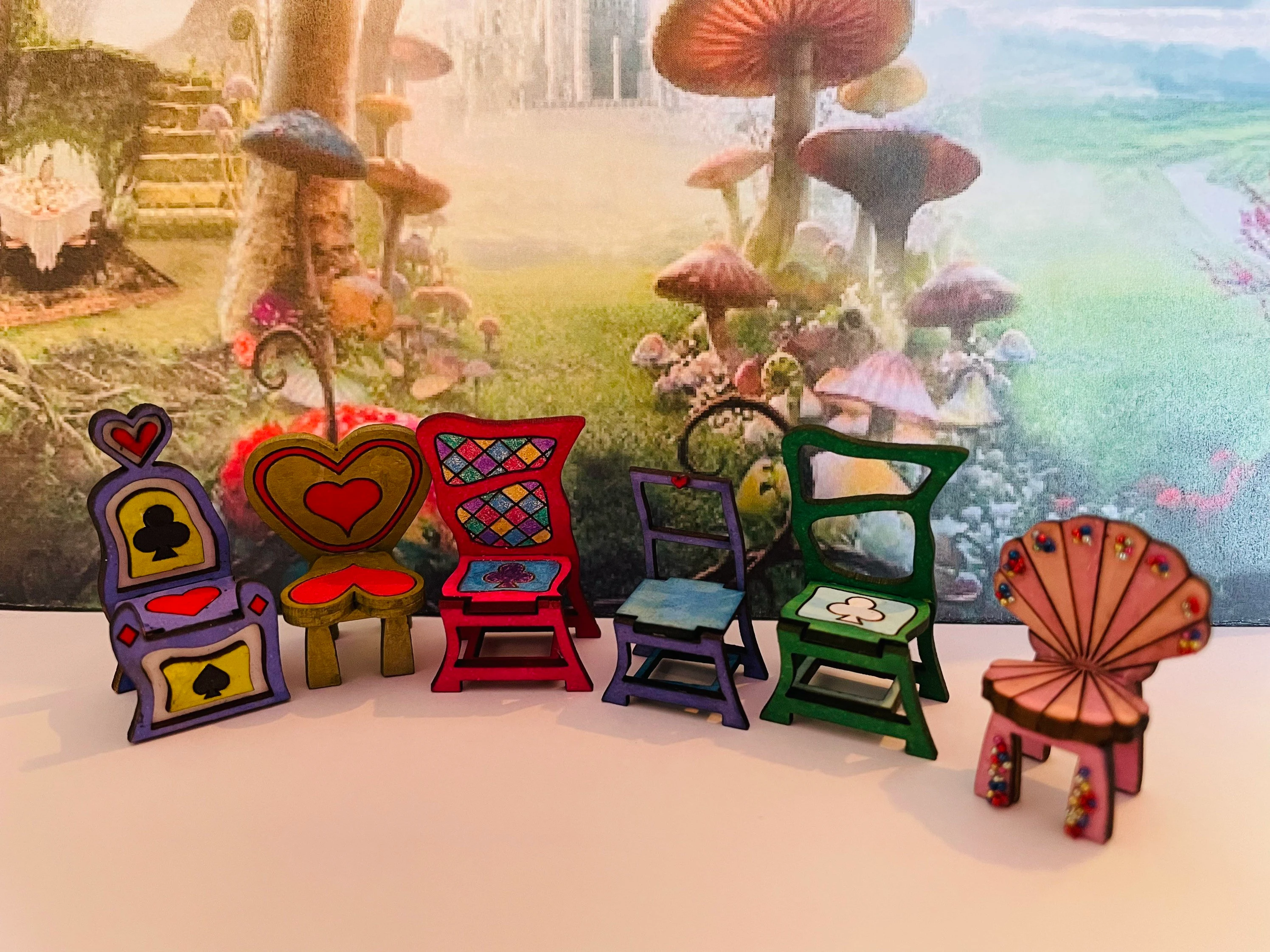 1/48th kit, Wonky Wonderland dining table and 6 chairs, quarter scale ...