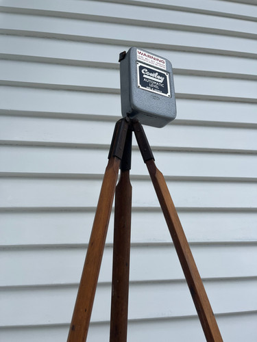 Vintage Cowley Builders / Surveyors Level. | The Vintage Room