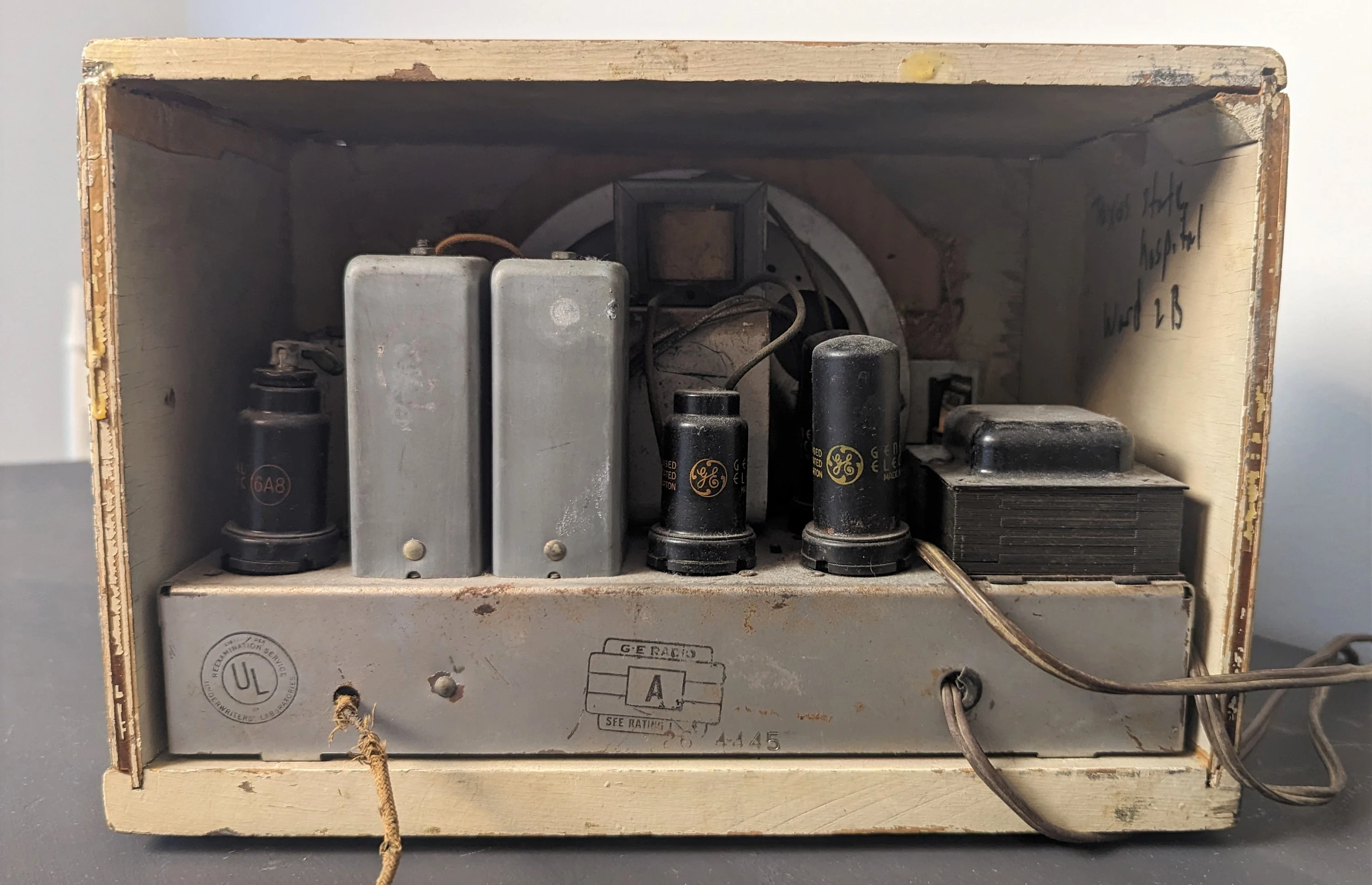 1937 Pre-War General Electric Model E-50 Tube Radio | Old Radio Garage