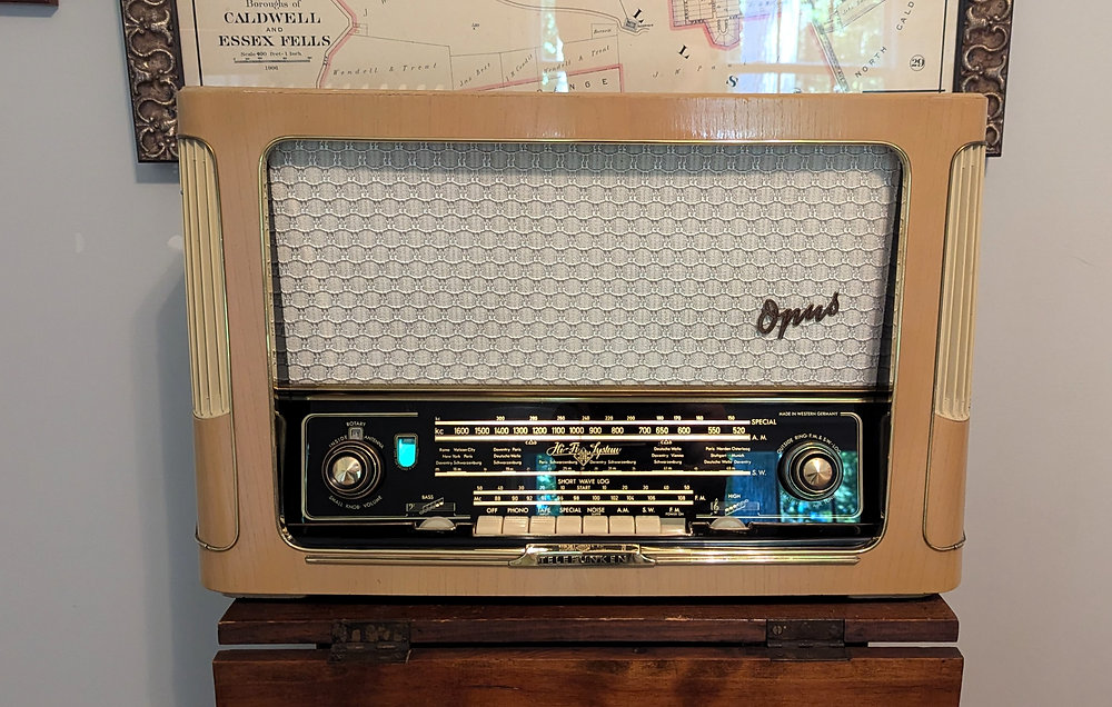 FINISHED: 1955 - 56 Telefunken opus 6 Licensed by Armstrong