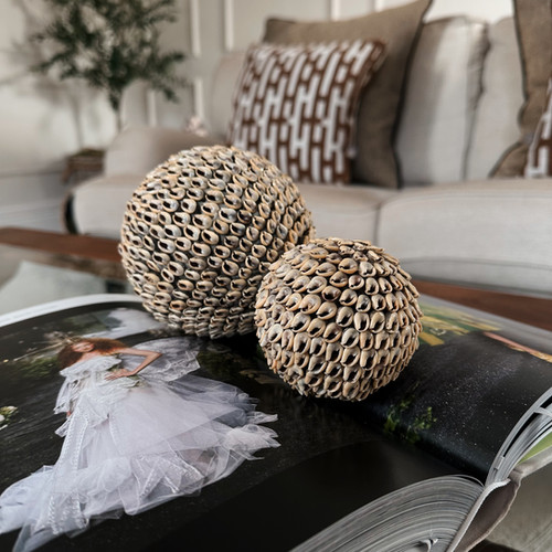 Ball Shells Brown Small | Lavish Lodge