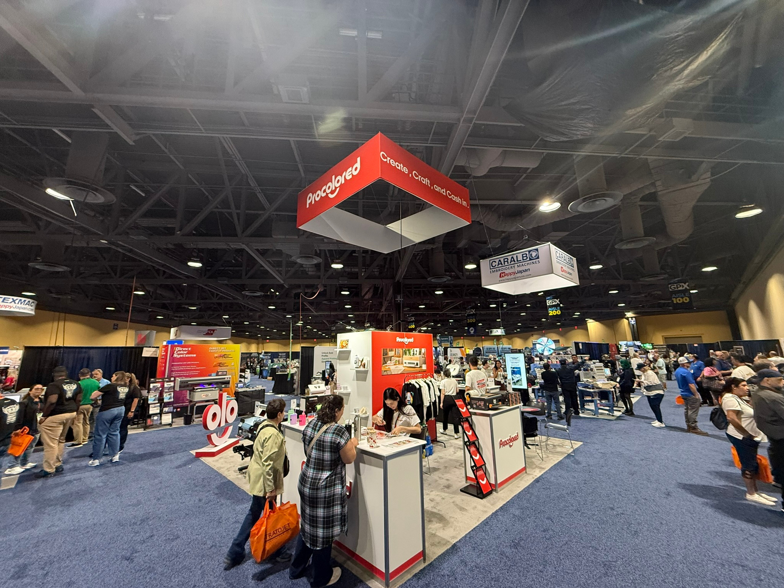 Simplify Graphics Wins 1st & 3rd Place at WRAPScon 2025 Designer Throwdown!