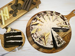 Triple Layer Cakes | rubysbakeryltd 2020