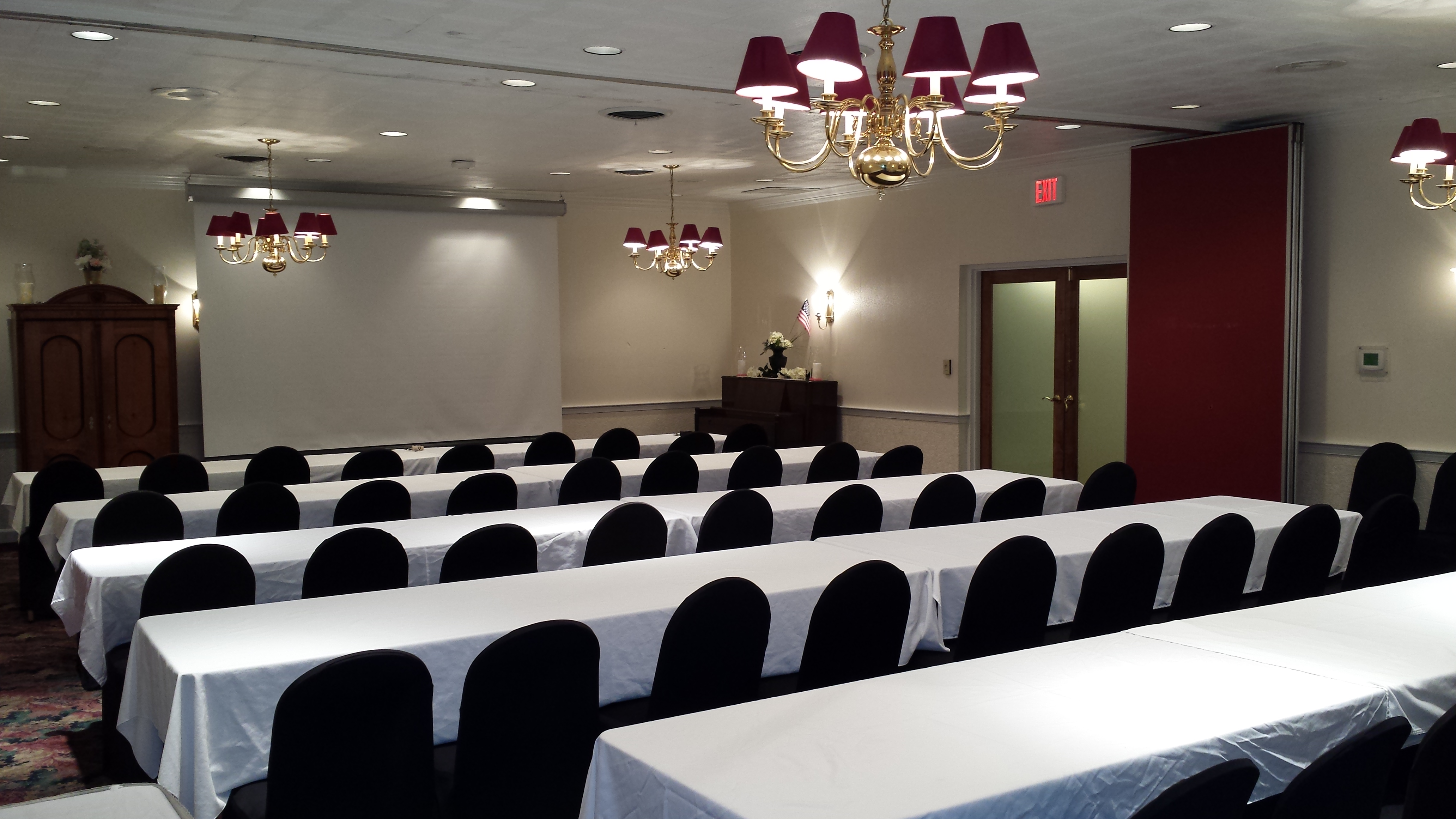 Wedding Packages and Location at The Country Inn Berkeley Springs, WV