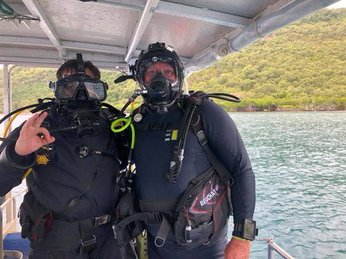 SDI Full Face Mask Diver | Warrior Dive Adventure