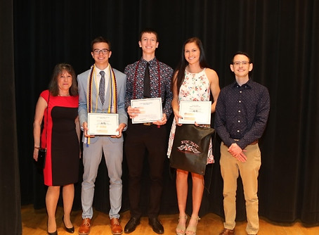 Scholarship Awards | DHMS