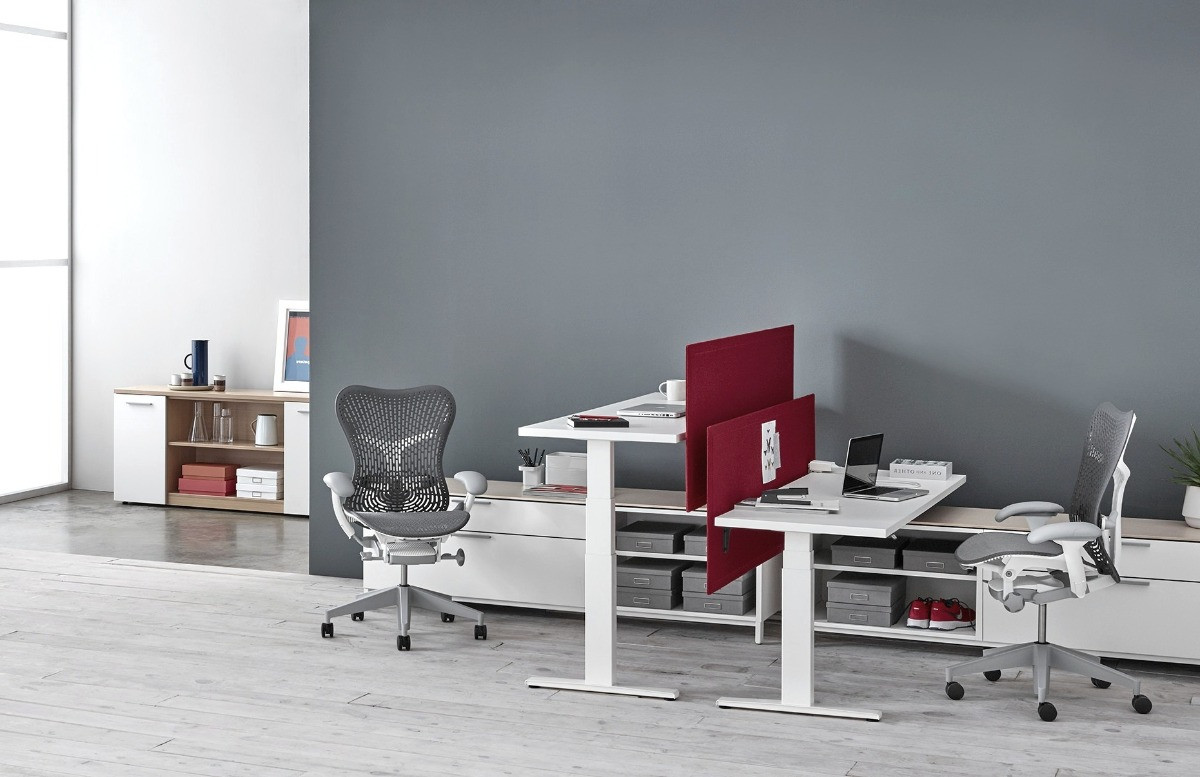 Raven Studio | Sit-to-stand desks | Height-adjustable tables