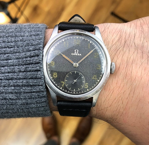 1945 OMEGA MILITARY-STYLE WATCH | Omega Enthusiast