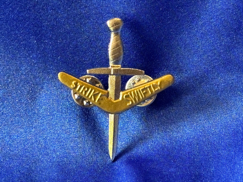 Commando Beret Badge Repro (mp) | sabremilitaria