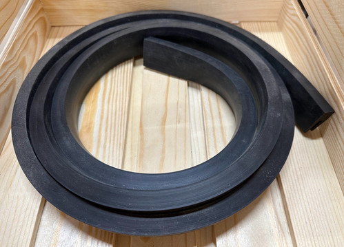 Saw-jet Rubber U-channel slat cover (30 per case) | Porcelain Mafia