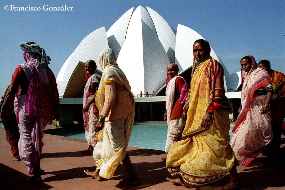 17. The story of the Baha'i Faith - From Tragic to 'Happily Ever After'