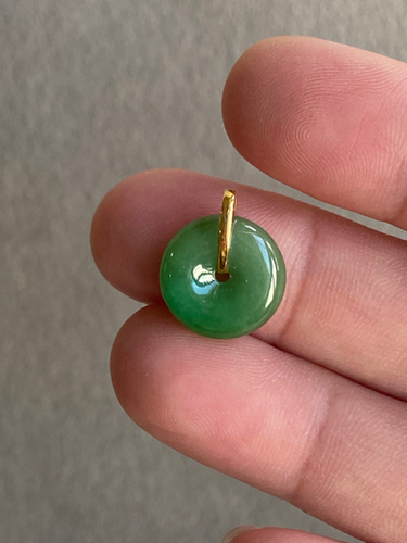 18K Yellow Gold Full Green Mix Jadeite Mini Disc | HuskSG