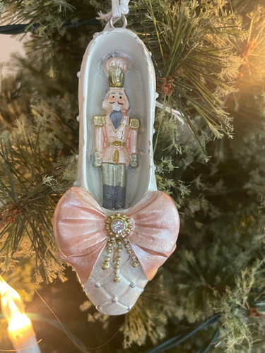 Nutcracker Pointe Shoe Ornament | Releve Dancewear