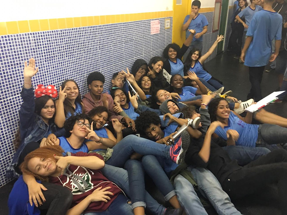 Coluni UFF | Quarentuni.UFF | Brasil