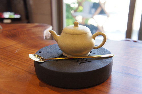 Raw ore Benshan section clay semi-handmade thin pot 130cc | Aoinokokoro