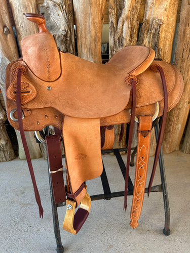 Olin Young w/ 2" Shelf | Luke Lane Saddlery