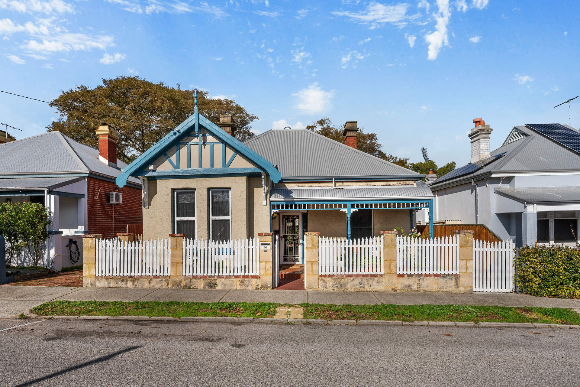 16 Lacey Street, Perth | Claude Iaconi