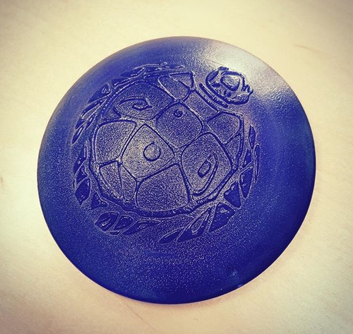 Molded Glass Turtle Paperweight | bissey-glassworks