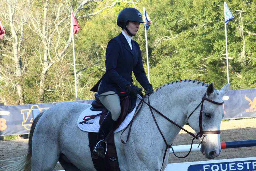 Ole Miss Equestrian | Hunters Edge Stables