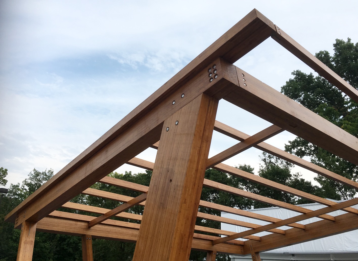 ReNüTeq SoLiS | Solar Powered Structures & Solar Canopies