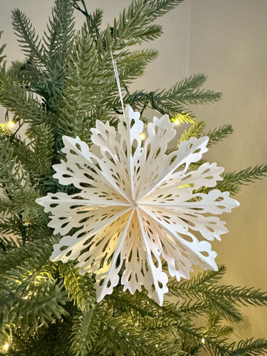 Mini paper snowflakes | Clifford’s Corner