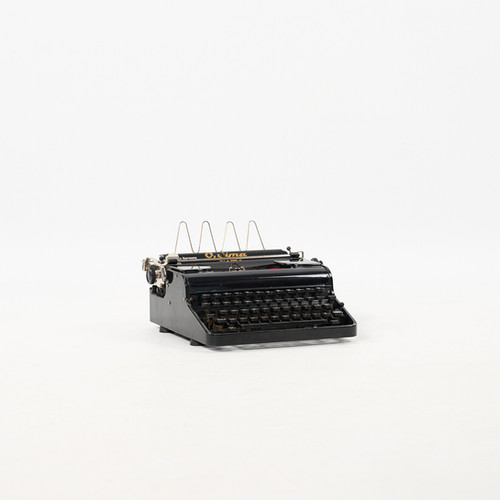 Macchina da scrivere Optima | Nipper
